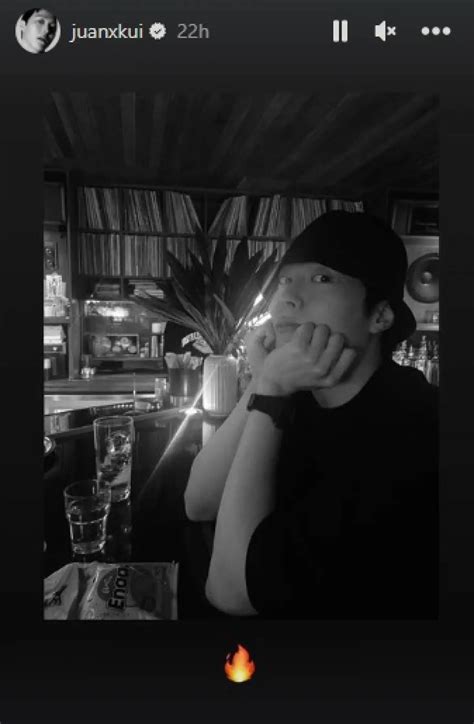Jang Ki Yong Pamer Foto Sedang Nongkrong Jajanan Asli Indonesia Di