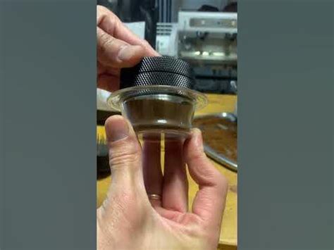 Разравниватель для кофе - наглядный пример работы #кофе #coffee # ...