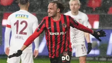 Trabzonspor Lazar Markovic Ile Anlaştı