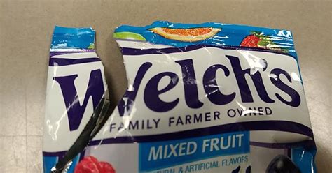 No Perforation On My Fruit Snack Had To Open With My Teeth Album On Imgur