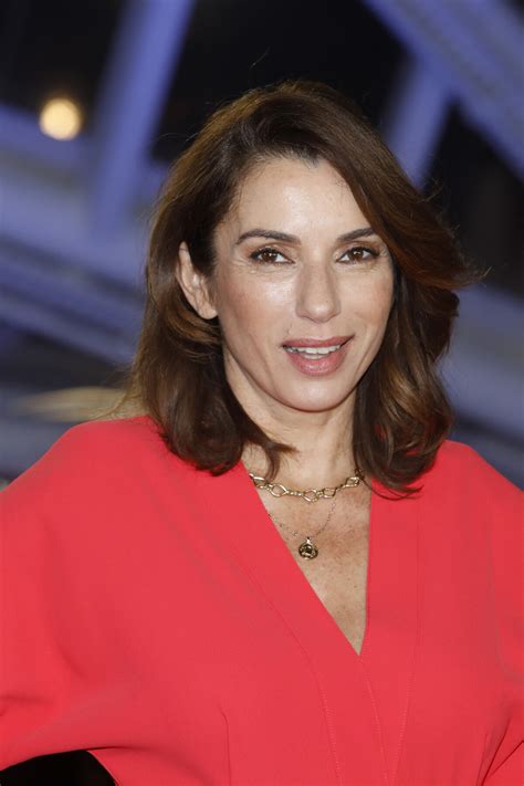 Photo Aure Atika Arrivées à La Projection Du Film Marlowe Lors De