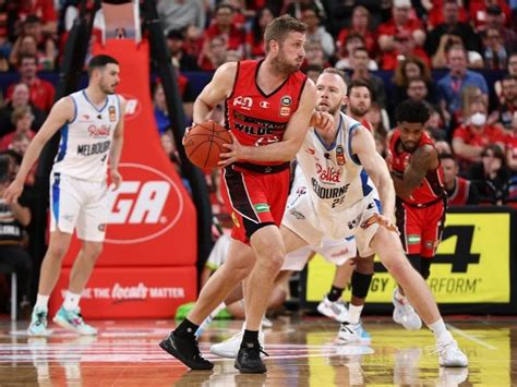 Wagstaff Continues Epic Wildcats Career