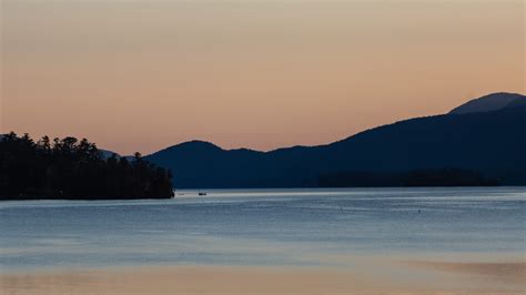 Paul And Mary Thorley Accused Of Leaving Infant Alone On Ny Beach