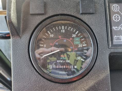 Hurliman Prestige 95 3000 Radnih Sati