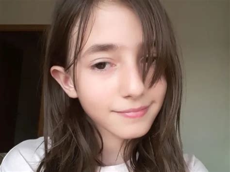 Quem Conhece Mais A Nerine Carolina Tomazine Quizur