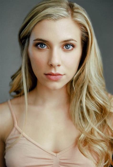 Skyler Day Pretty Babe Singer Beautiful Girls