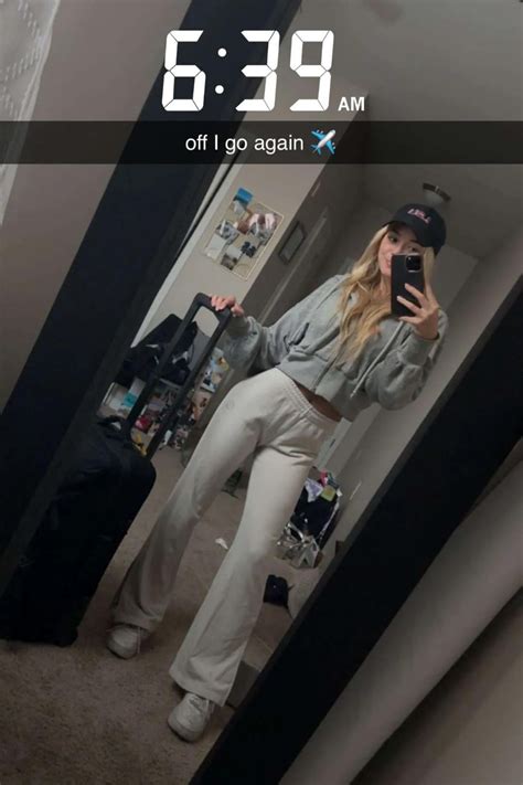 Livvy Looking So Beautiful R Oliviadunnepictures