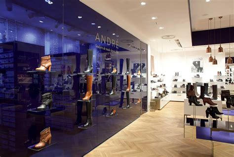 André The Shoe Biz Goes Down A Size Hec Stories