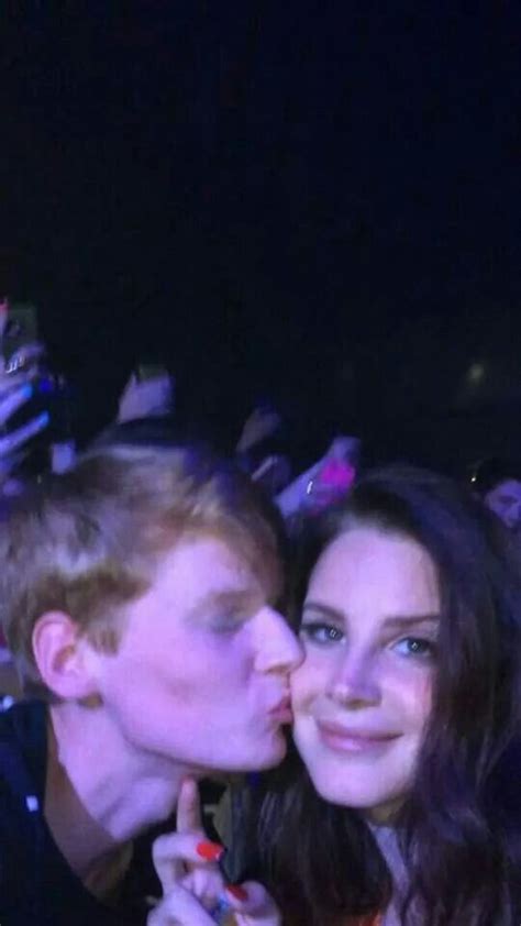Lana Del Rey In Ireland With A Fan