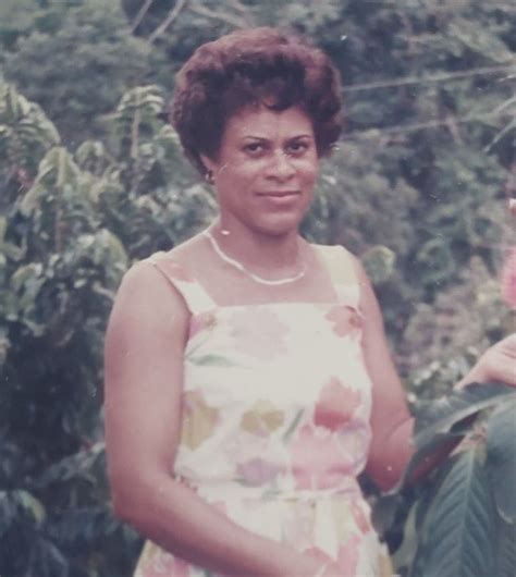 Gloria J Smith Dies St Thomas Source