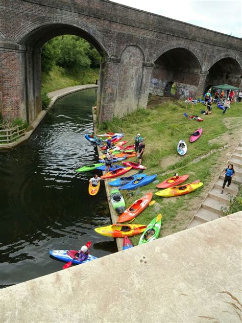 Canal Path Walks In And Around Stroud