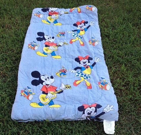 Vintage Disney Mickey Minnie Mouse Donald Duck Goofy Sleeping Bag