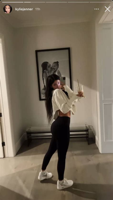 Kylie Jenner Responded To Pregnancy Rumors With An Instagram Story Of
