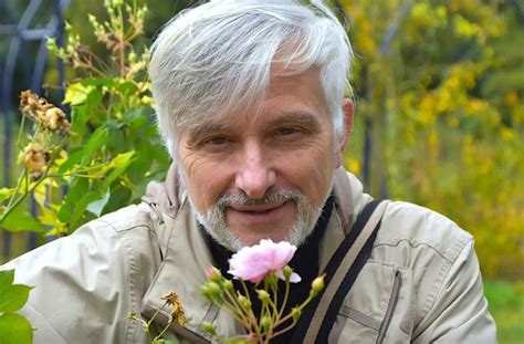 Valentina E Le Sue Rose Massad Dominique