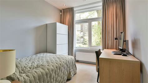 Nicolette Van Dam En Bas Smit Moeten Dit Miljoenenpand Gedwongen Verlaten Zie Fotos Bekende