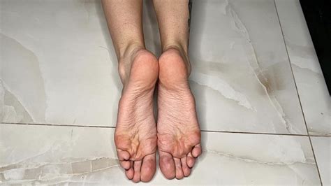 My Pretty Soles In This Position Sole Scrunching And Toe Wiggling