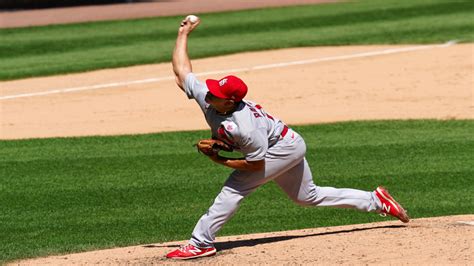 Xfinity Report Cardinals Roel Ramirezs Mlb Debut Did Not Go As