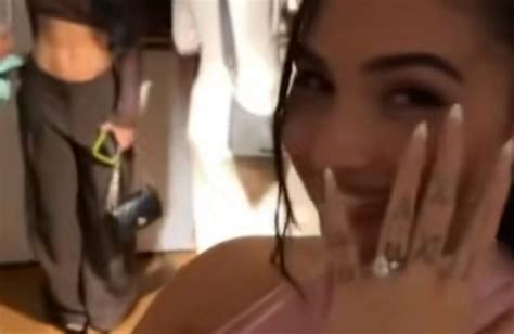 Mabel Gets Engaged To Former Tottenham Hotspur Soccer Players Son Yahoo News Uk