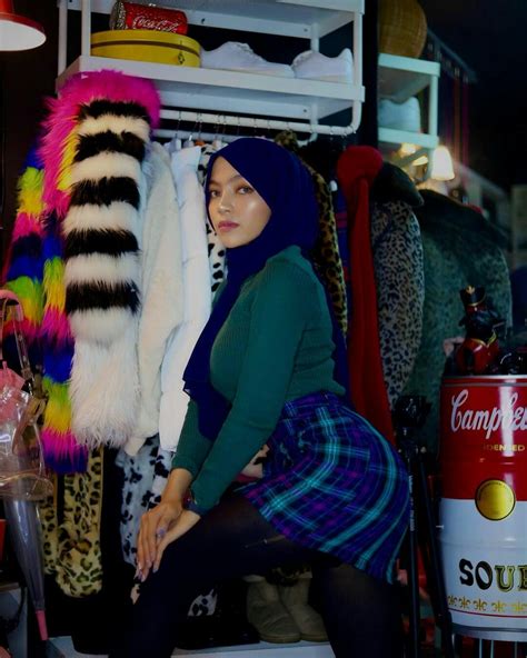 Kumpulan Abg Dan Mama Muda Dada Besar Ketat Dan Nonjol Tante Bohay