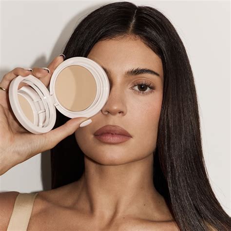 Kylie Jenner Interview ‘ive Definitely Cut Down On My Make Up Routine