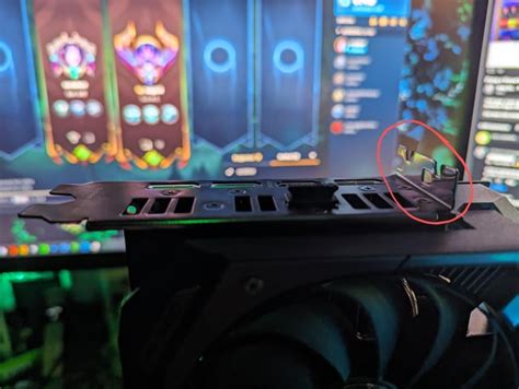 Anyone Know What Gpu This Is The Build Has An I7 But He Doesnt Know