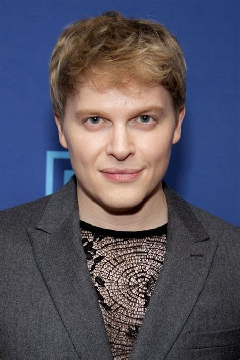 Taylor Swifts Unexpected Friendship With Ronan Farrow Celebrity News
