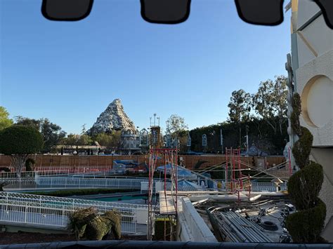 Construction Walls Expanded And More Scaffolding For “its A Small