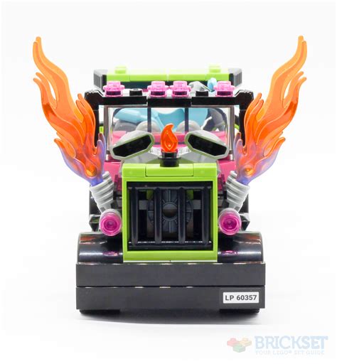 Lego City 60357 Stunt Truck And Ring Of Fire Challenge Review Brickset