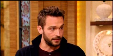 Who Is Tom Mison Dating Tom Mison Girlfriend Wife