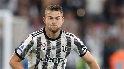 Matthijs De Ligt Transfer News Chelsea Bayern Submit Bids For