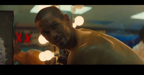 Stuber Steve Howey And Naked Extras 🎥 Desnudos En Películas