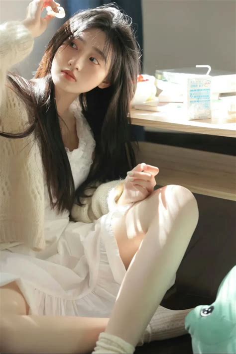 【居家私房写真】可爱迷人杨雨潼 哔哩哔哩