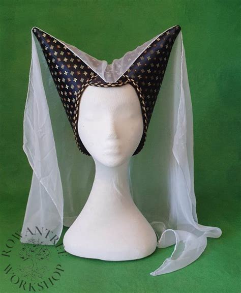 15th Century Horned Escoffion Rowantree Workshop