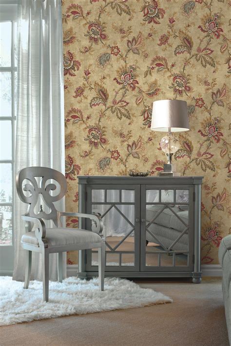 Classical Jacobean Wallpaper In Red And Gold From The Caspia Collection