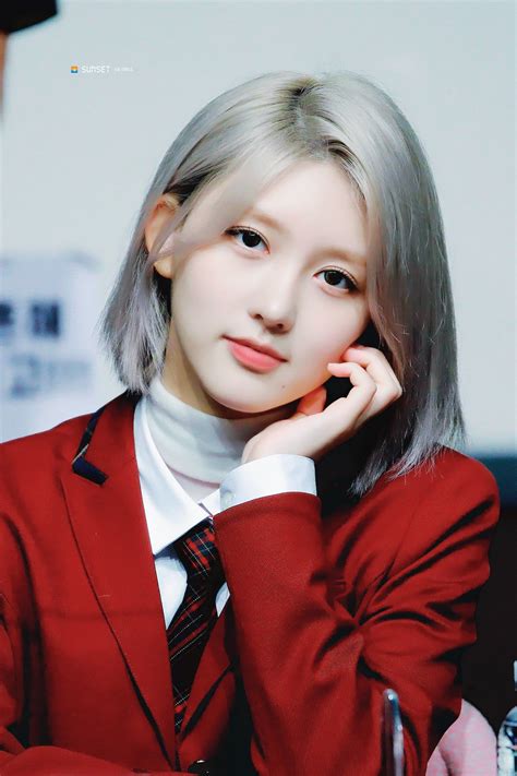 더쿠 아이브 가을 최근 직찍