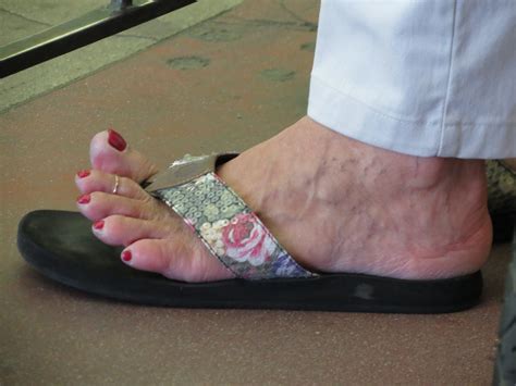 Gilf Feet Rayray150 Flickr