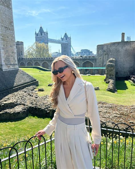 Maddy Hackley A Quick Hop Skip And A Jump Across The Pond Instagram