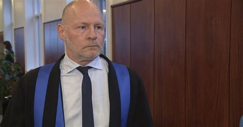 Telur Sex Til átta ára Dóm Yfir Kourani Hæfilegan RÚvis