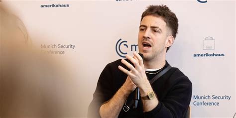 Bundeswehr Influencer David Matei So Hat In Neumarkt Seine Karriere