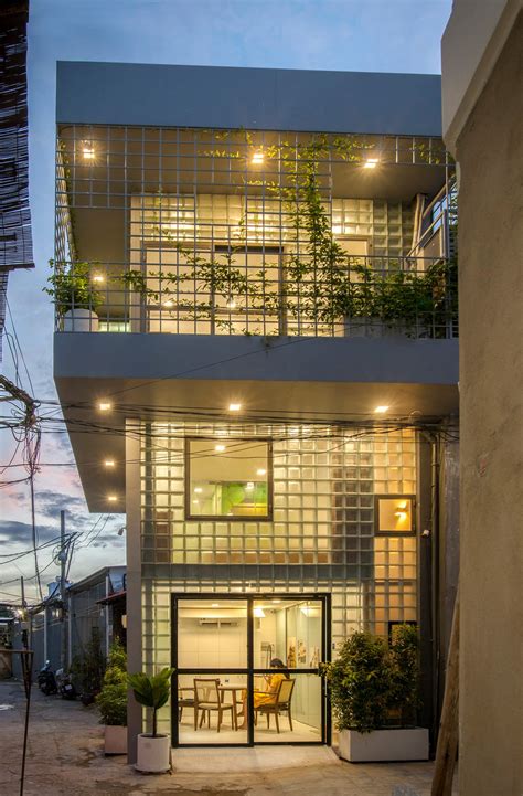 Brick Glass Box Architecture Ar Design Studio · The Glass House
