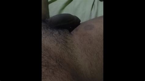 单身男性自慰我一个人💦💦在卧室里赤身裸体 Pornhub Gay