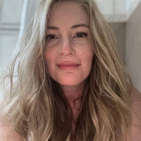 Wait This Site Is So Confusing Lol I Need To Figure It Out Who Are You Texting Lol