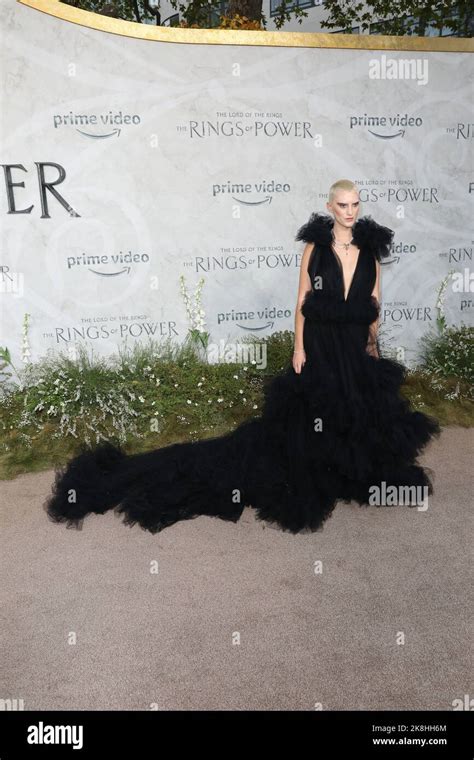 Bridie Sisson Attends The World Premiere Of The Lord Of The Rings The