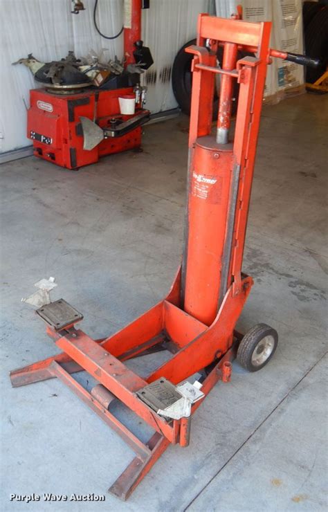 Hein Werner Al 25 Bumper Jack In Great Bend Ks Item Dn5411 Sold