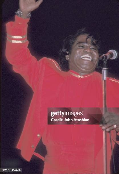 1 992 James Brown Live Photos And High Res Pictures Getty Images
