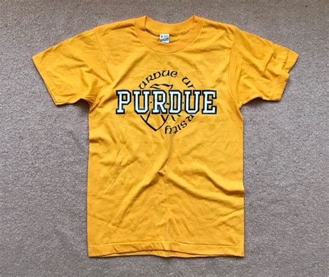 Vintage Purdue University Tee 80s College Fashion