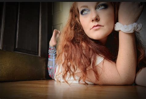 Redhead Pawg In The Pose By Feetandrope On Deviantart