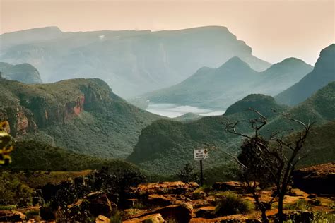 7 Major Asteroid Strikes In Earths History