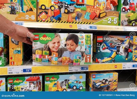 Lego Duplo In A Store Editorial Photo Image Of Creativity 157100501