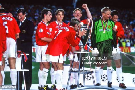 David Beckham 1999 Photos Photos And Premium High Res Pictures Getty